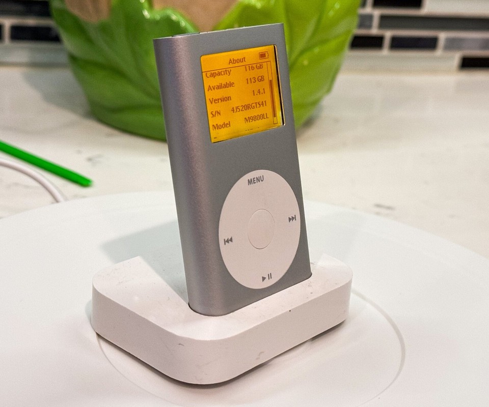 Fully Modded Silver iPod Mini 2nd Gen - Orange Backlight, Taptic, 256GB ...