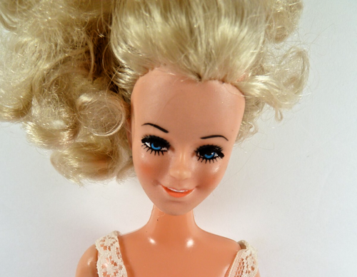 Uneeda Barbie Clone 11 Miki Platinum Hair Outfit Rooted Lashes Teeth | eBay