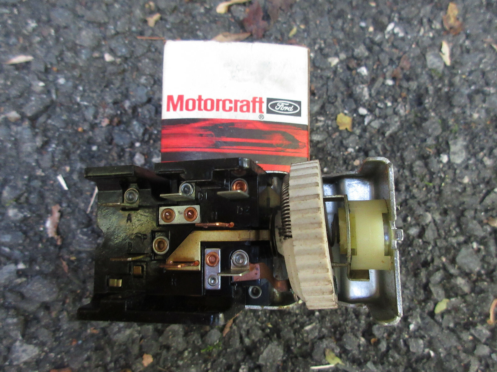 Genuine Ford Headlamp Switch EOFZ11654A for sale online | eBay