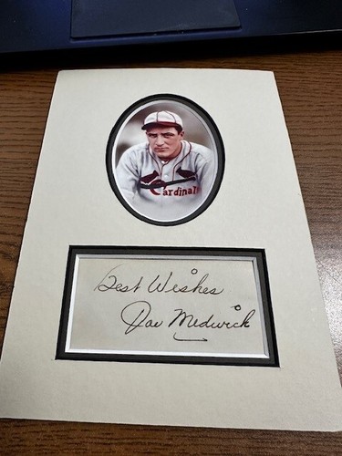 JOE MEDWICK SIGNED AUTOGRAPHED INDEX CARD / CUT! MATTED w/ PHOTO ...
