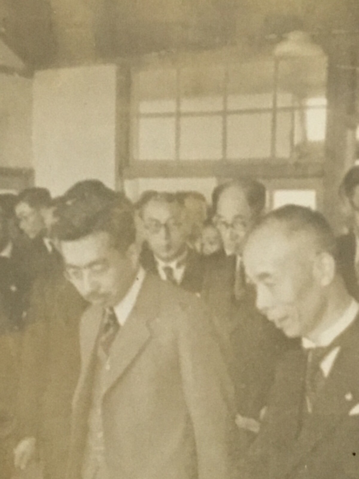 WW2 Emperor of Japan "Hirohito" 70 + years old Rare photo USA Soldiers ...