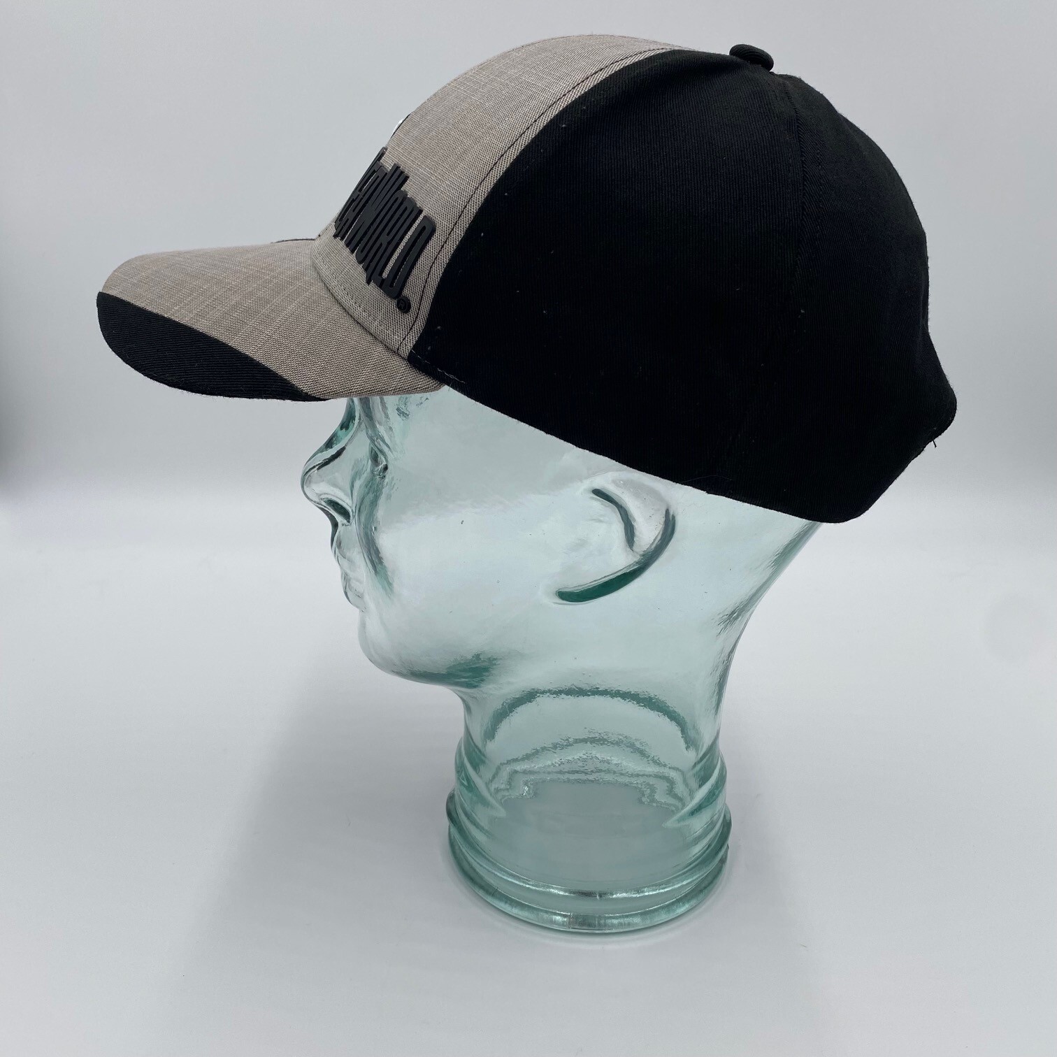 SeaWorld Embroidered Shamu Whale Tail Hat Cap Black G… - Gem