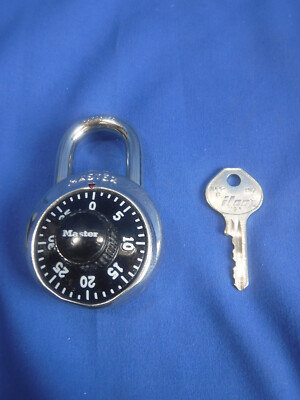 ONE Master Lock PRE-OWNED/USED Combination Black Padlock 1525 Lock With ...