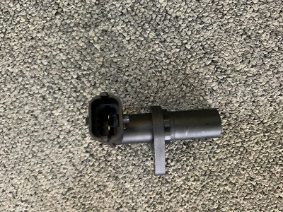 OEM 39180-03000 Crankshaft Position Sensor for Hyundai i10 / i20 Kia ...