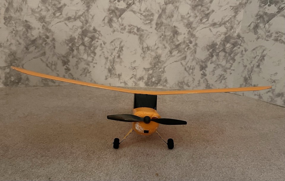 Hobbyzone HBZ4900 Radio Control Champ RTF Airplane Yellow Kit Hobby ...