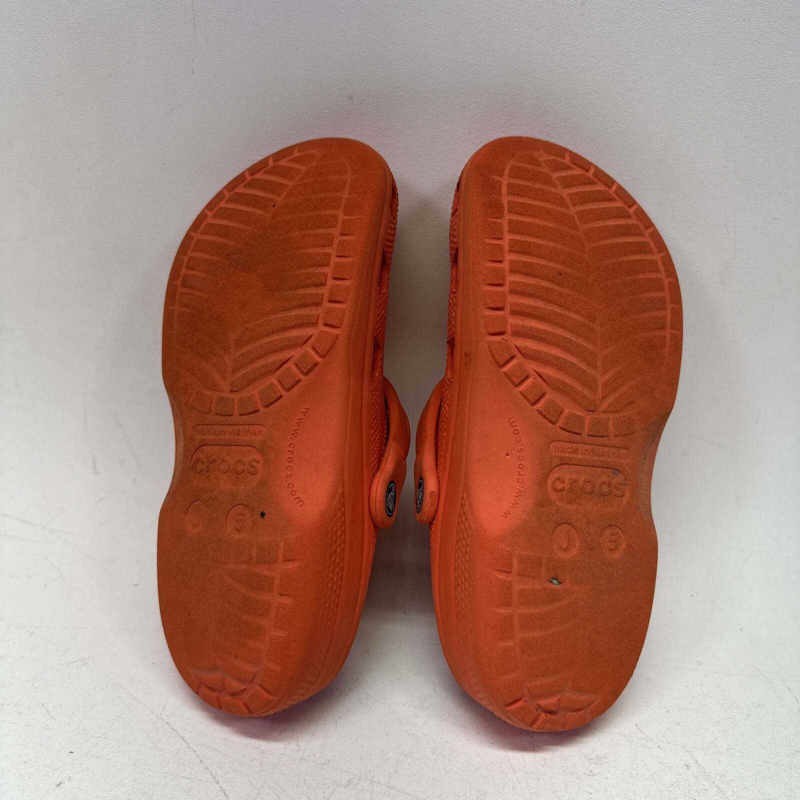 Crocs Classic Junior Size 5 Tangerine Orange Unisex Clog Sandal Shoe | eBay