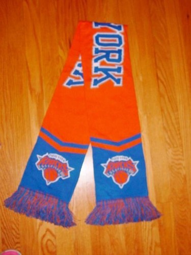 NEW YORK KNICKS NBA Basketball Winter SCARF Delta Airlines Promo Thick ...
