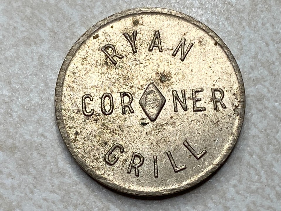 Ryan Corner Grill St Paul MN Pinball Arcade Jukebox Trade Slot Token ...