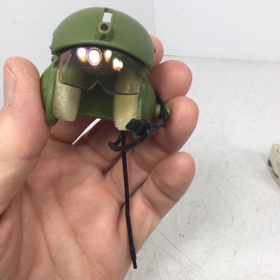 1/6 HASBRO GI JOE US ARMY HUEY GUNSHIP HELICOPTER PILOT HELMET VIETNAM ...