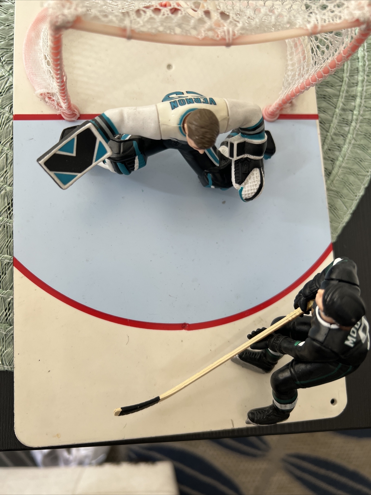 Hockey collectibles diorama modano an vernon hockey toy hockey action ...