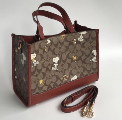 COACH X PEANUTS Snoopy Dempsey Carryall Signature Snoopy Woodstock ...