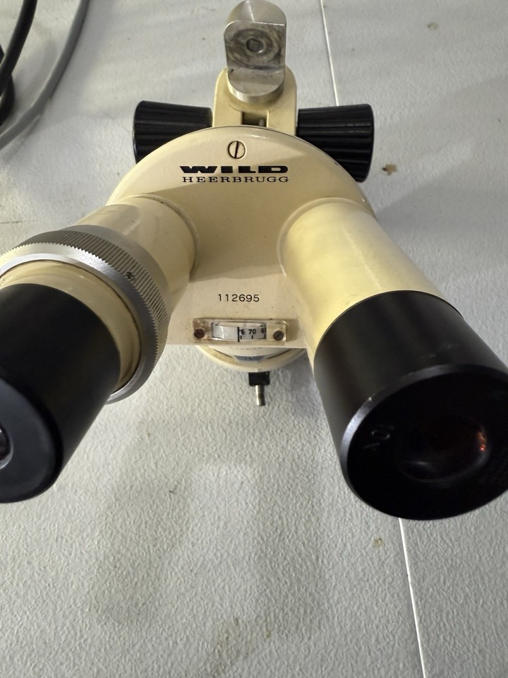 Wild Heerbrugg M5 Stereo Microscope M5 with 2 pcs 10x Eyepiece | eBay