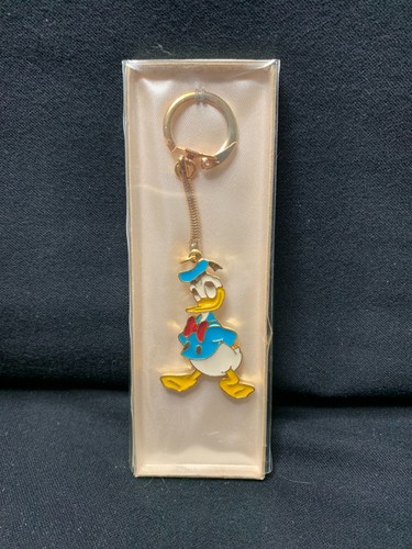 Vintage Walt Disney Productions Donald Duck Metal Enameled Key Chain | eBay