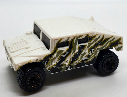 2017 HOT WHEELS AM GENERAL CORP HUMVEE WHITE 1:64 DIECAST 2 1/2" SUV ...