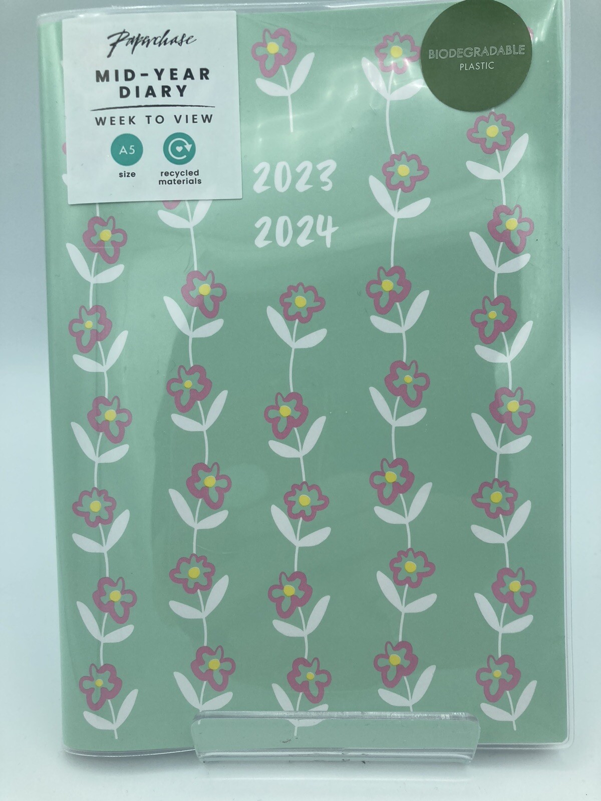 paperchase-flowers-green-soft-mid-year-diary-2023-2024-a5-week-to-view