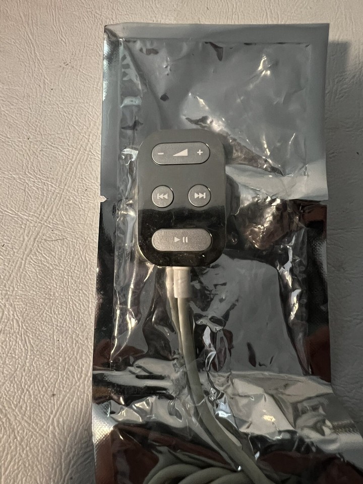 Apple iPod Remote Control A1018 iPod Classic 3rd & 4th Gen | eBay