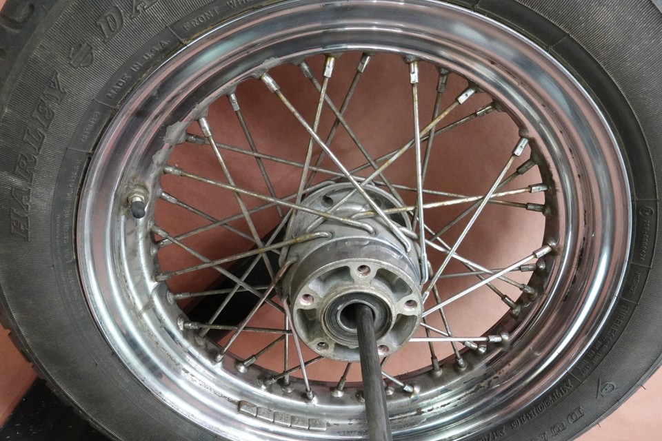 1999-2006 Harley Davidson Road King FLHRCI Front Wheel Rim Tire MT90B16 ...