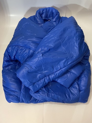 YEEZY (YZY) GAP Round (Puffer) Jacket BLUE BRAND NEW in Size XL | eBay