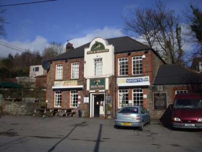 Photo 6x4 The Fox and Hounds, Pontymister Risca c2009 | eBay UK