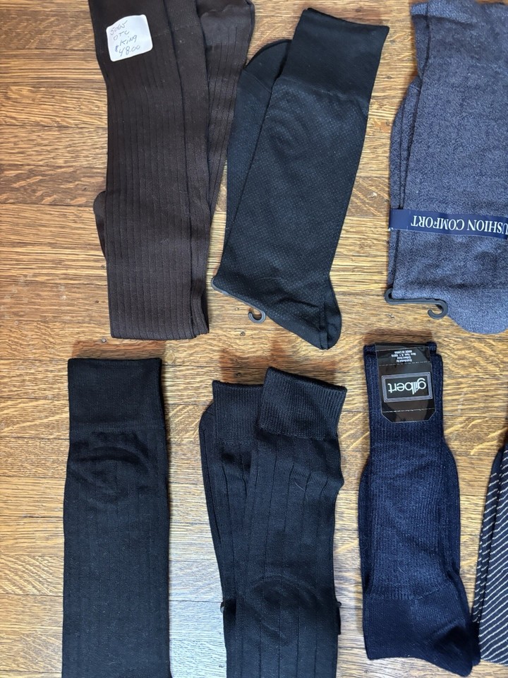 New 10 Pair MENS ASSORTED DRESS SOCKS GILBERT SIZE 6-12 LOT CO | eBay
