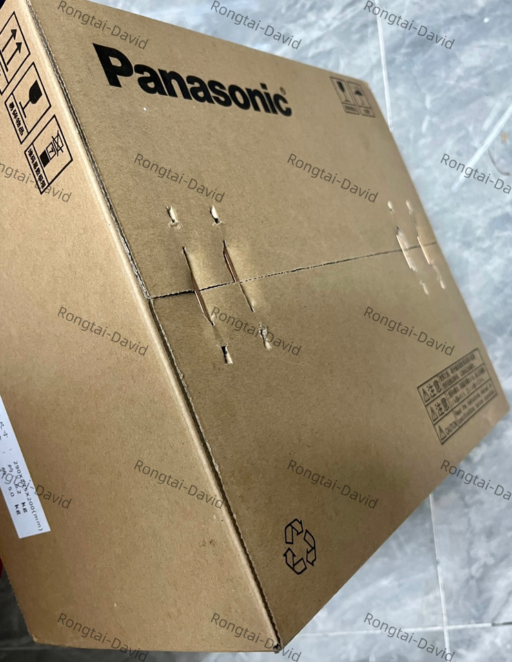 1PCS Panasonic MFDLTB3SF AC Servo Drive New original packaging genuine ...