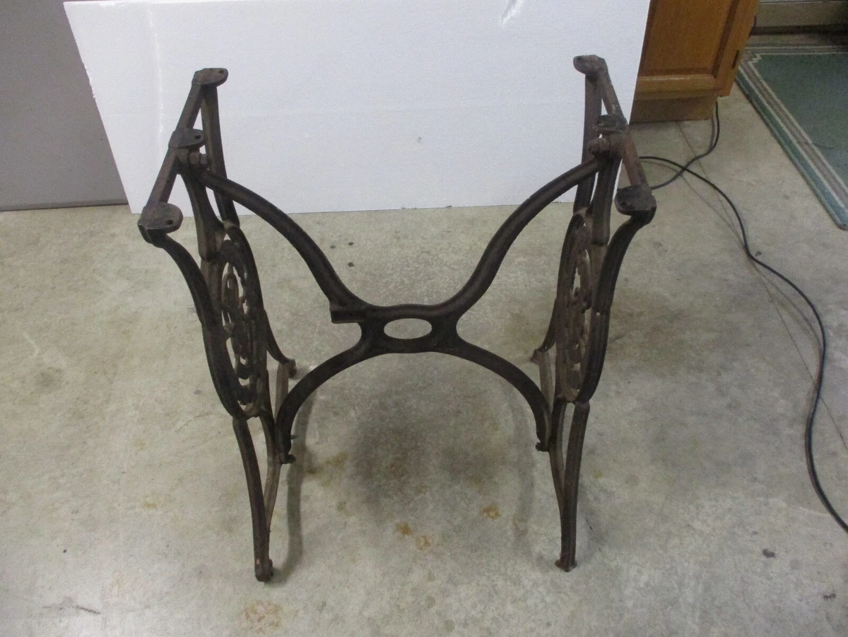 Iron Sewing Machine Stand