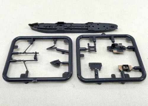 Plastic Model 1/2000 Special Fuel Tanker Kawasaki-Class Oil Tank Ship ...