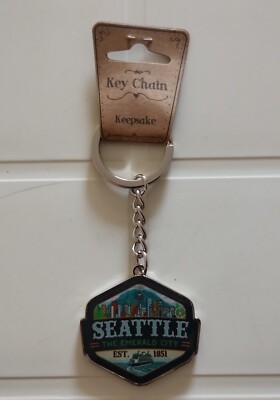 SEATTLE, WASHINGTON SKYLINE SOUVENIR KEYCHAIN/KEYRING THE EMERALD CITY ...