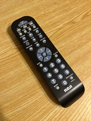 RCA 3-Device Universal Remote Control Model RCR3273R for TV/SAT/CBL/DTC ...