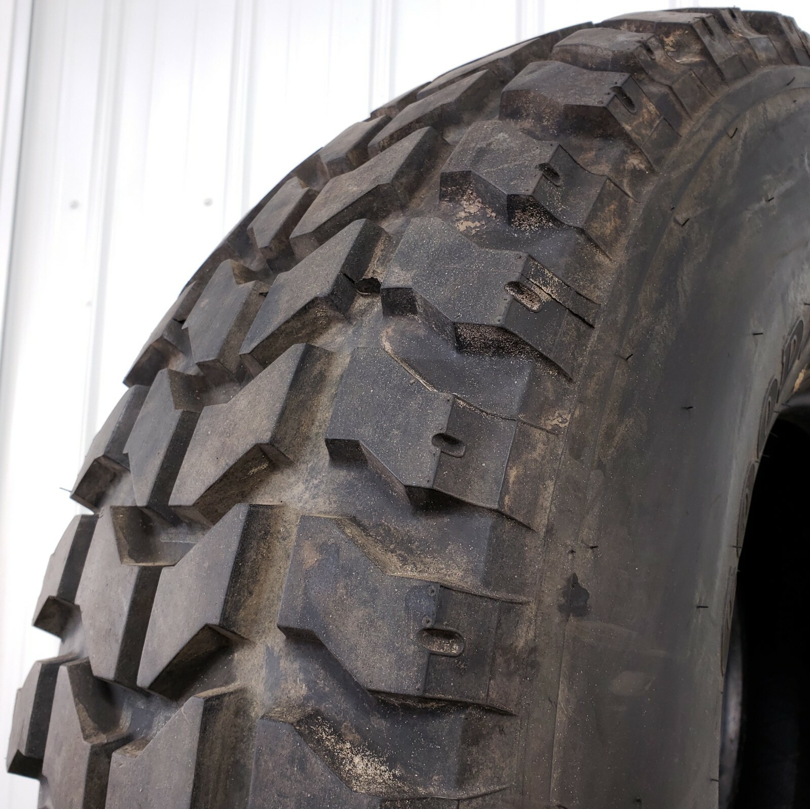 Goodyear Wrangler MT 37x12.5R16.5 Military Humvee 4X4 Take-Off Tires 98 ...