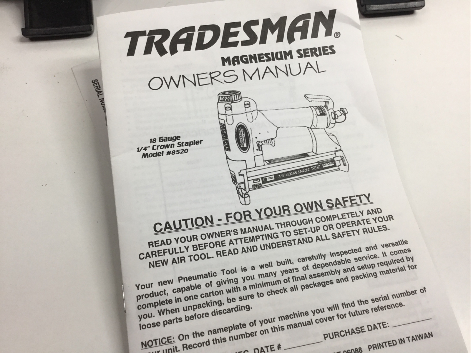 Tradesman Crown Stapler Pneumatic 18 Gauge 1/4" with Case Model 8520 ...