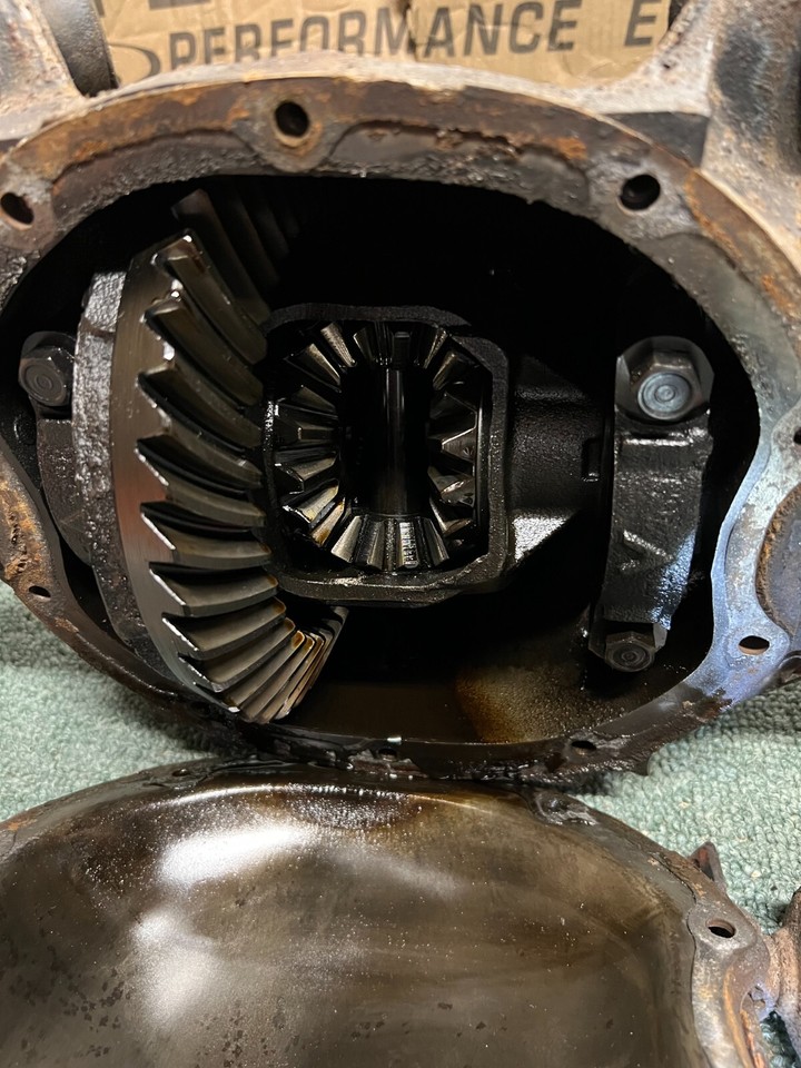 Pontiac GTO Rear End Differential 8.2 BOP Buick Olds Pontiac Complete ...