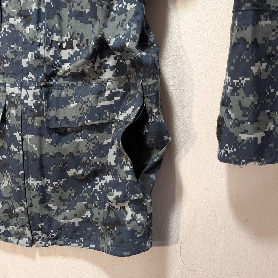 USN Navy Working Uniform NWU Type I Blue Gore-Tex Parka Jacket Medium ...