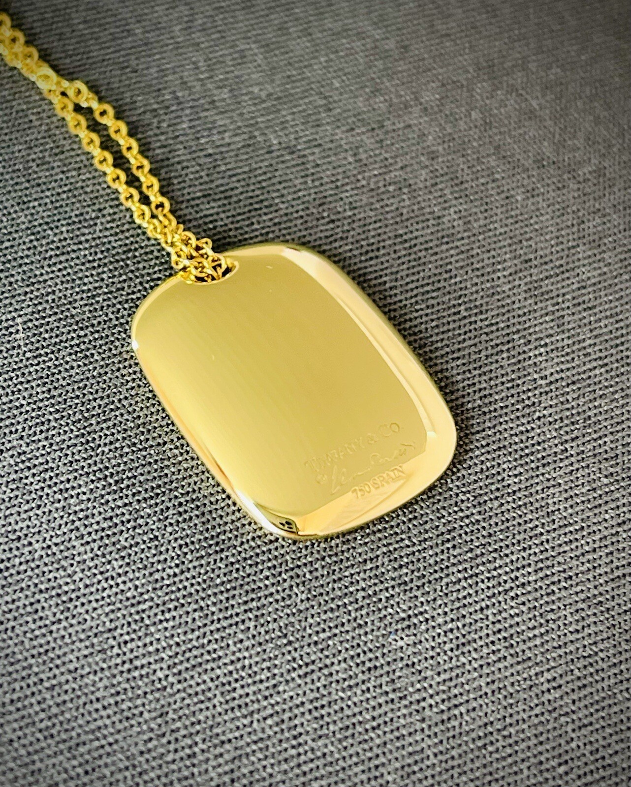Rare Tiffany & Co. Rectangular Disc Pendant Peretti 18k Yellow Gold ...