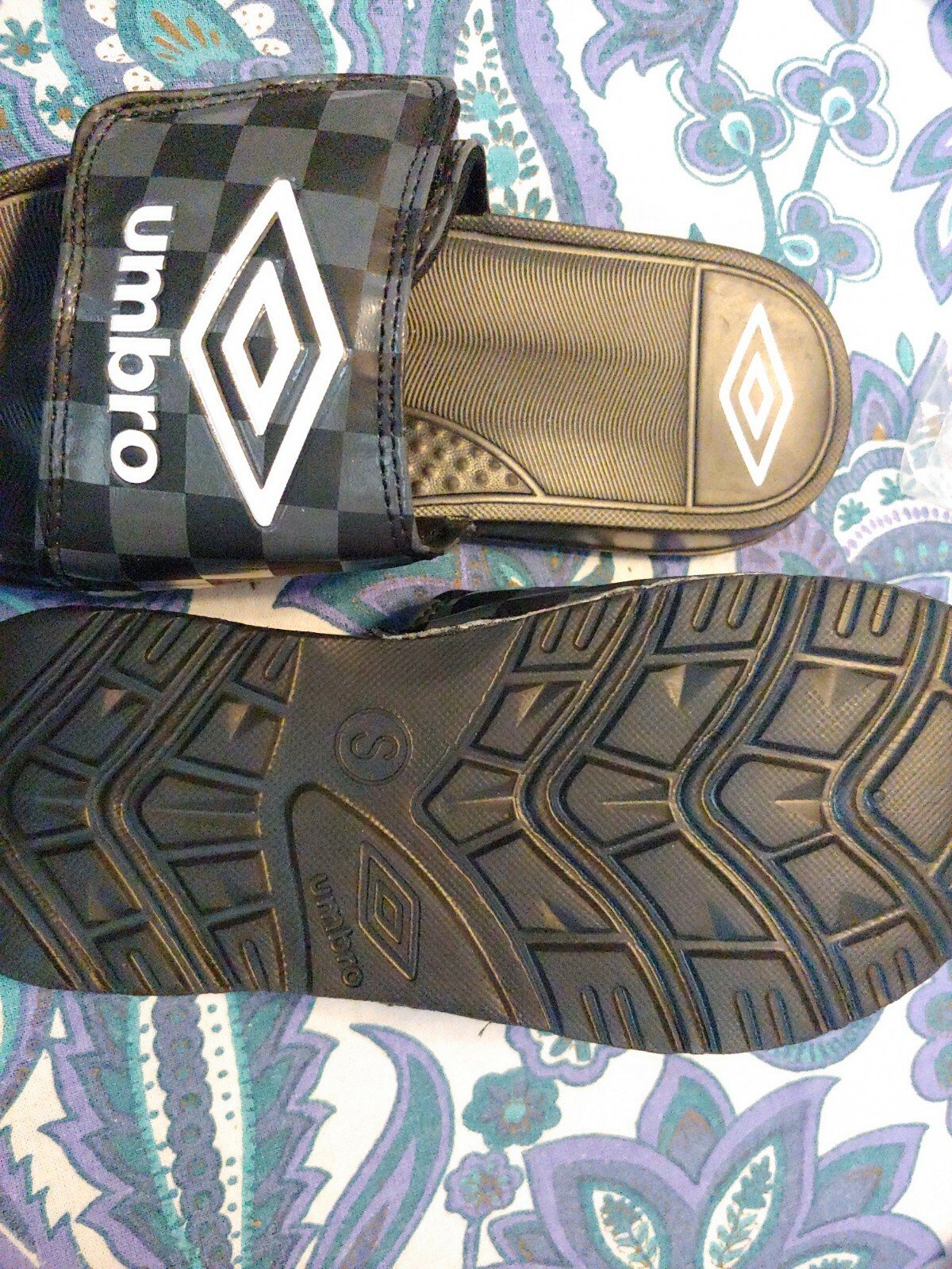 Umbro Youth Heritage White Logo Slide Sandals - size "S". | eBay