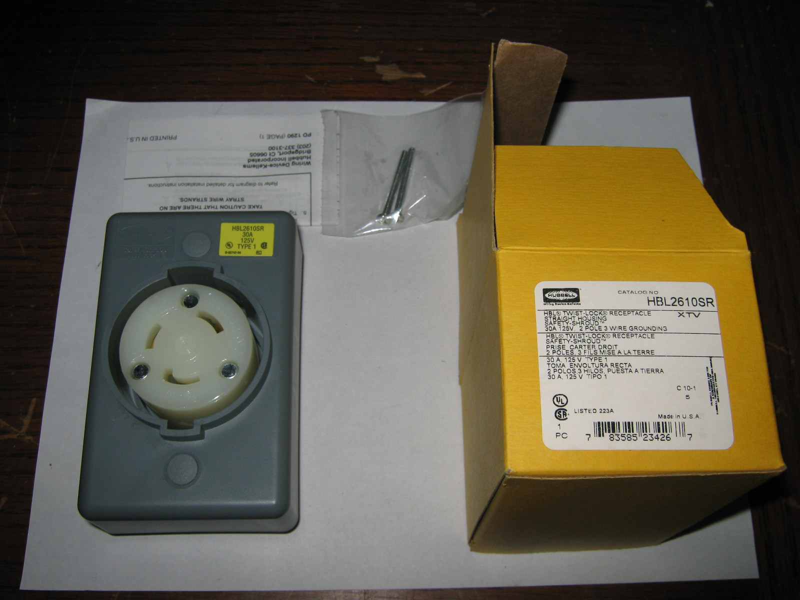 Hubbell HBL2610SR Locking Safety Shroud Receptacle L5-30r Surface Mount ...