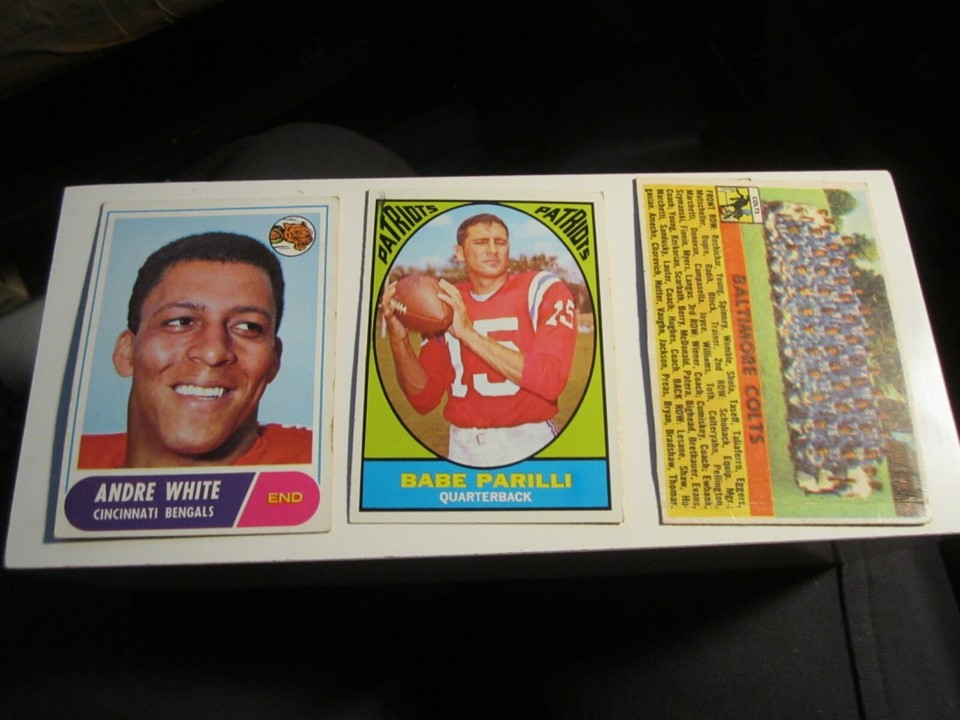 LOT OF 27 OLD FOOTBALL CARDS 1954,'56, '59, '60, '66, '67, '68 & 1969 ...