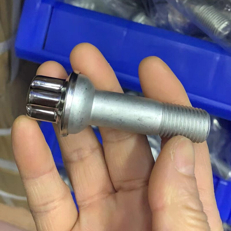 Set of 5 Genuine Mercedes-Benz Wheel Bolts OEM# A0009905407 Made in ...