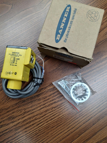 Banner Q45VR3R Sensor | eBay