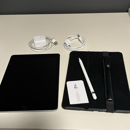 Apple iPad (6th Generation) A1893 128 GB, Wi-Fi, 9.7 in - Space Grey ...