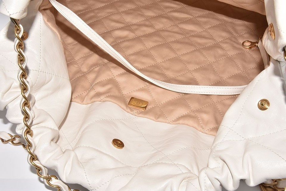 Chanel CHANEL 22 Small Handbag Chain Shiny Calfskin White AS3260 #018 ...