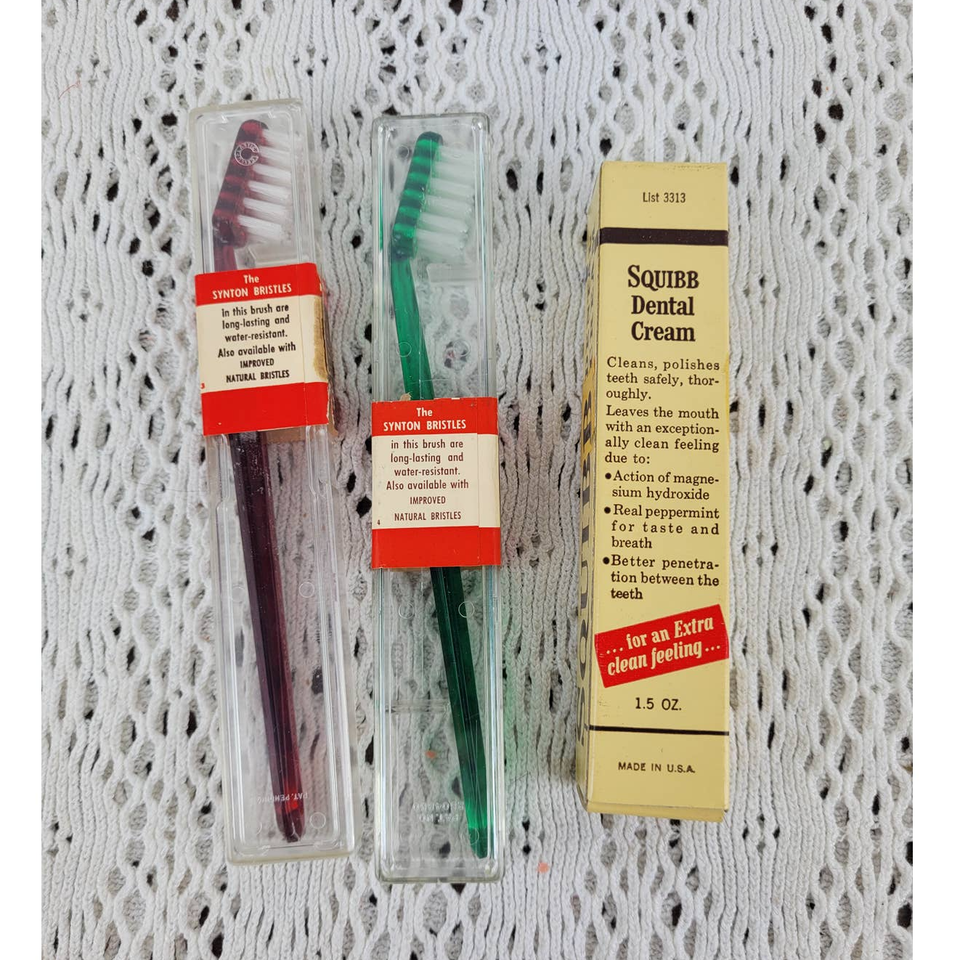Vintage Squibbs Dental Cream Box & Angle Toothbrush Synton Bristle ...
