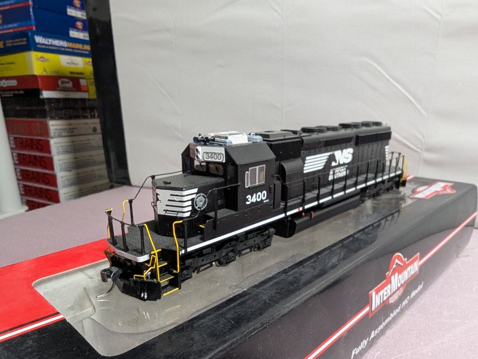 Intermountain HO Scale NS Norfolk Southern SD40-2 #3400, DC/DCC Non ...