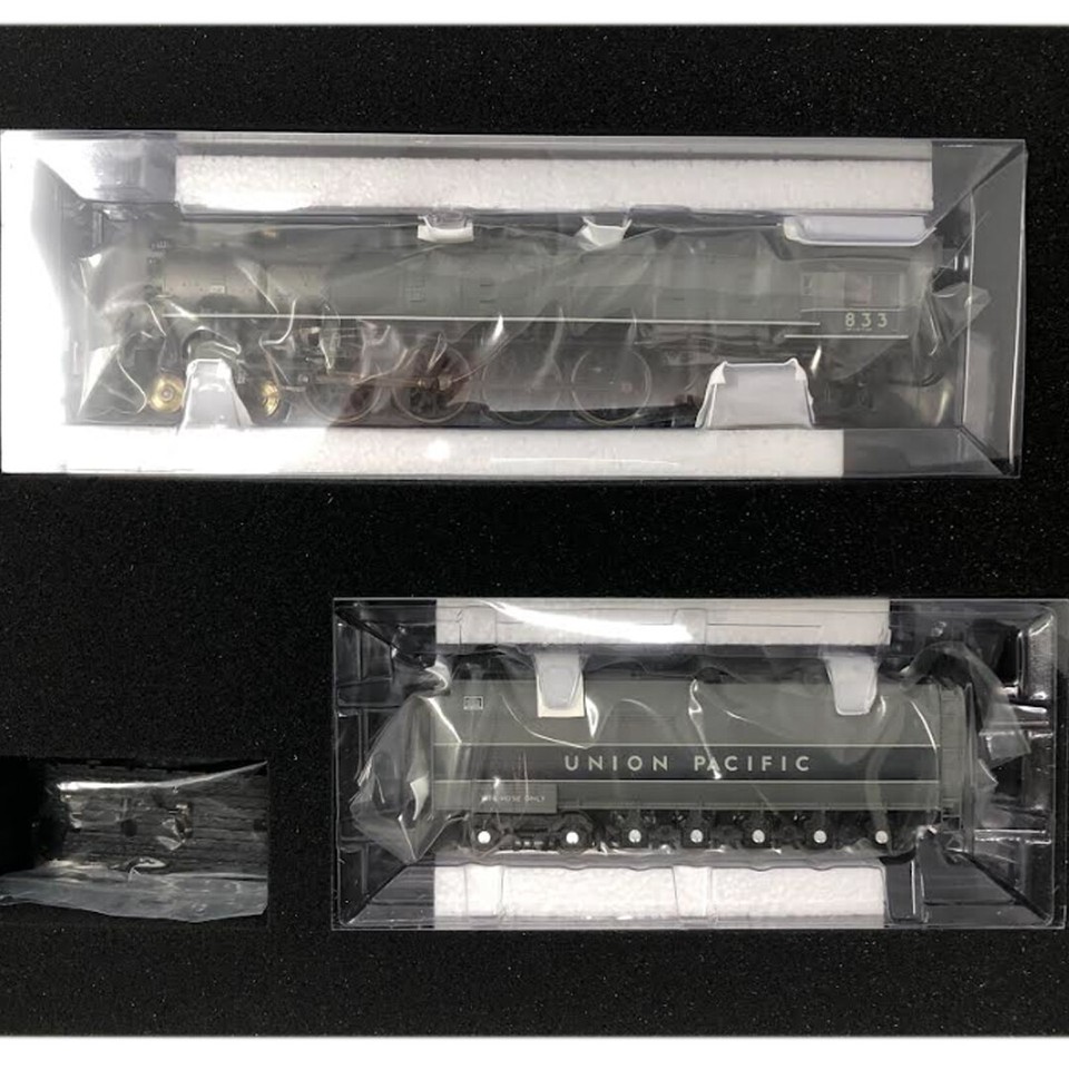 Athearn ATHG88411 FEF-2 4-8-4 - Union Pacific Locomotive #833 w/DCC ...