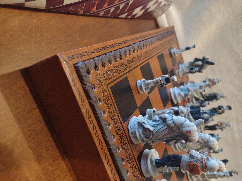 Vintage WW2 Hand Carved US Warships Sailors Naval Battle NIGRI Chess ...