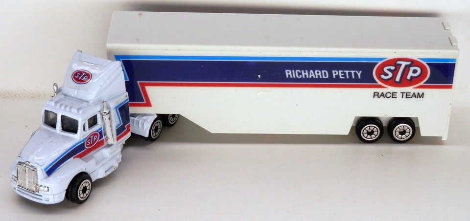Racing Champions NASCAR Semi Truck Richard Petty STP Race Team Toy 7 ...