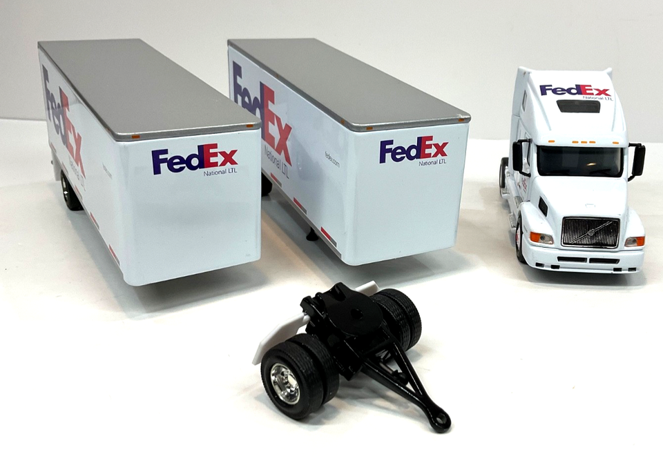 FedEx National LTL Volvo w 28’ Doubles 1/64th Scale by Pem Hartoy # ...