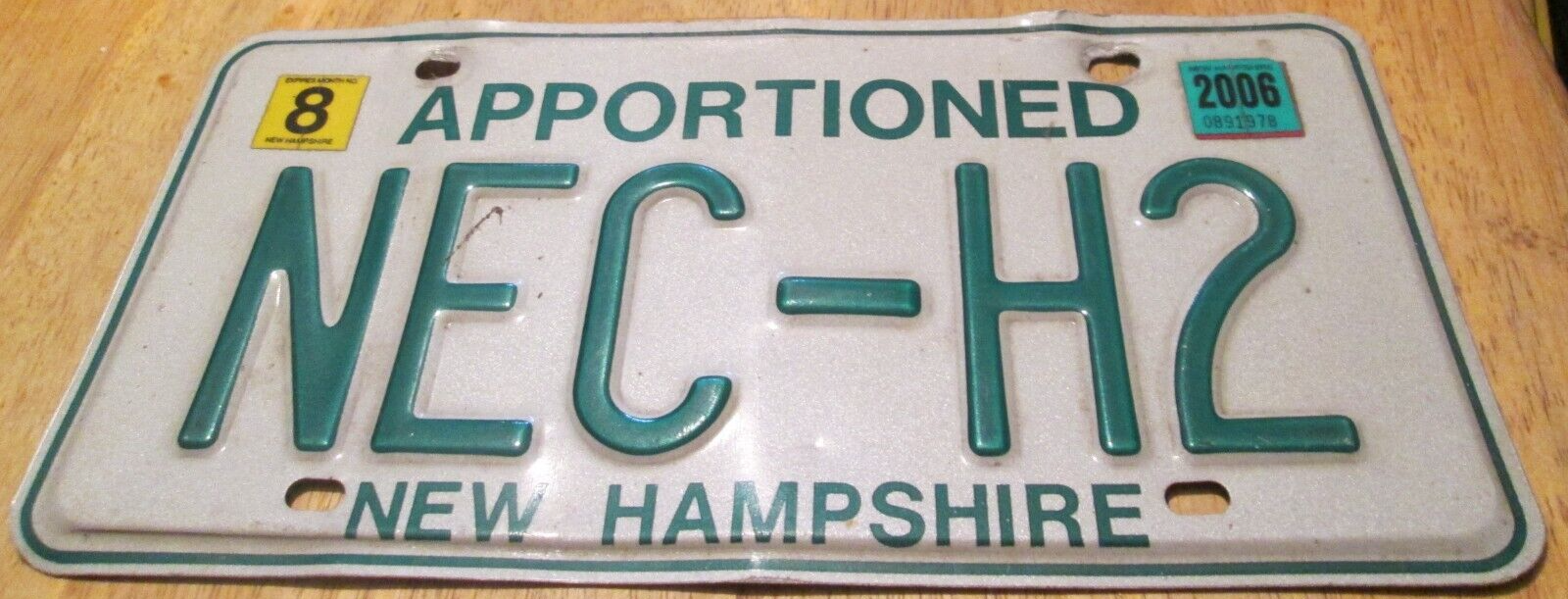 VINTAGE U S NEW HAMPSHIRE LICENSE PLATE NEC H2 WITH EXPIRED STICKER | eBay