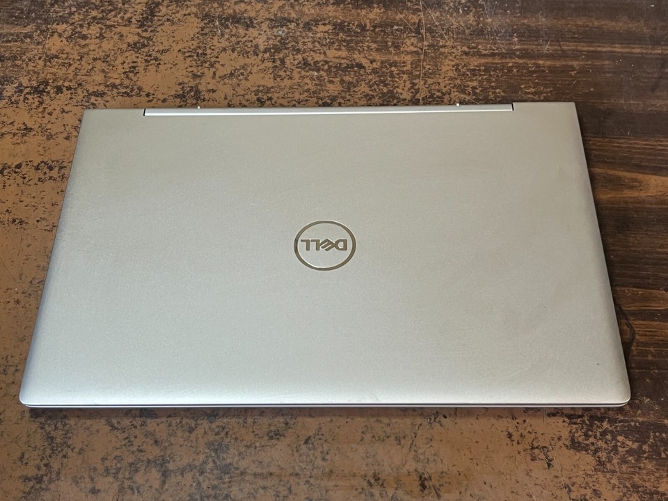 Dell Inspiron 7791 17.3" i7-10510U - 16GB RAM - MX250 - 512GB SSD ...