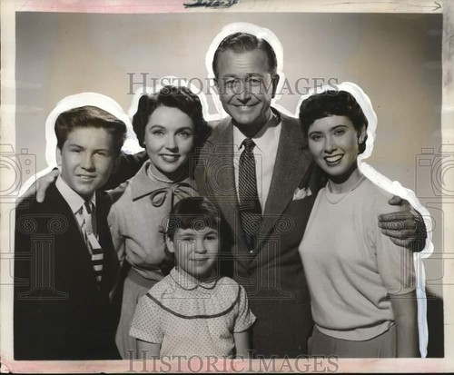 1954 Press Photo "Father Knows Best" CBS Series Cast Members - nod02812 ...